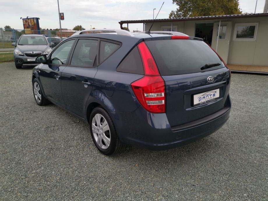 Kia Ceed karavan 1,6 CRDi EX vrlo uredan,cijena do registracije,zamjen ...