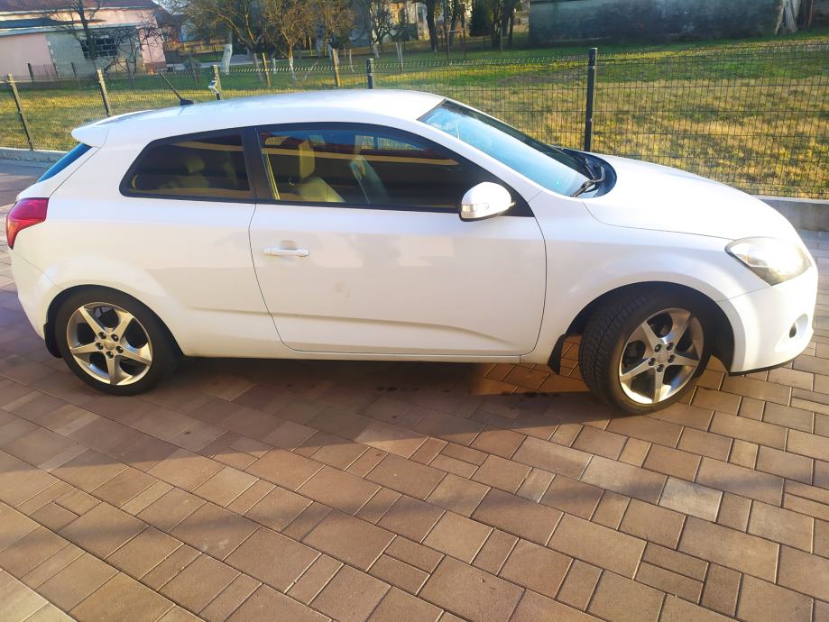 Kia Pro ceed 1,6 Sport, 2010 god.
