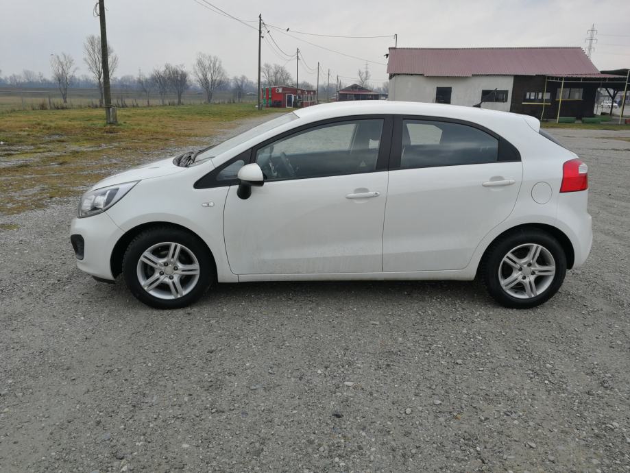 Kia Rio 1,2 EX samo 80 000km Reg. Godinu dana, 2014 god.