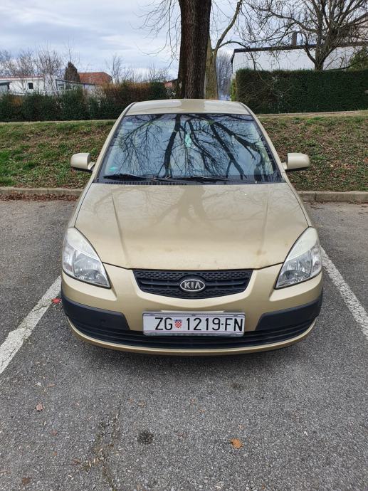 Kia Rio 2006. Plin, 2006 god.