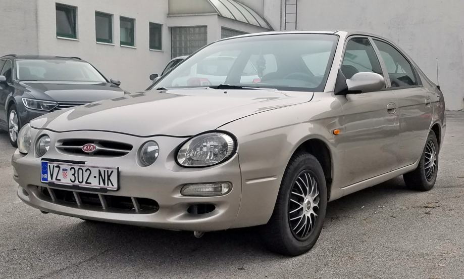 Kia Shuma 1,5 i 16V Lux, 1999 god.