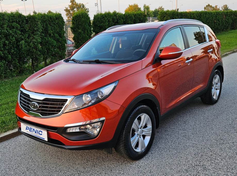 Kia Sportage 2WD 1,6 = 1. VLASNIK = NIJE UVOZ = IZVRSTAN, 2010 god.