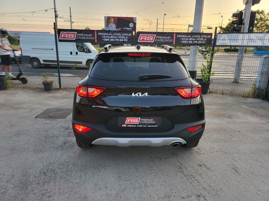 KIA STONIC 1.0 T-GDi URBAN, PDC, R-KAM, KLIMA, REGAN, 7G GARAN, ALU 16, 2022 god.