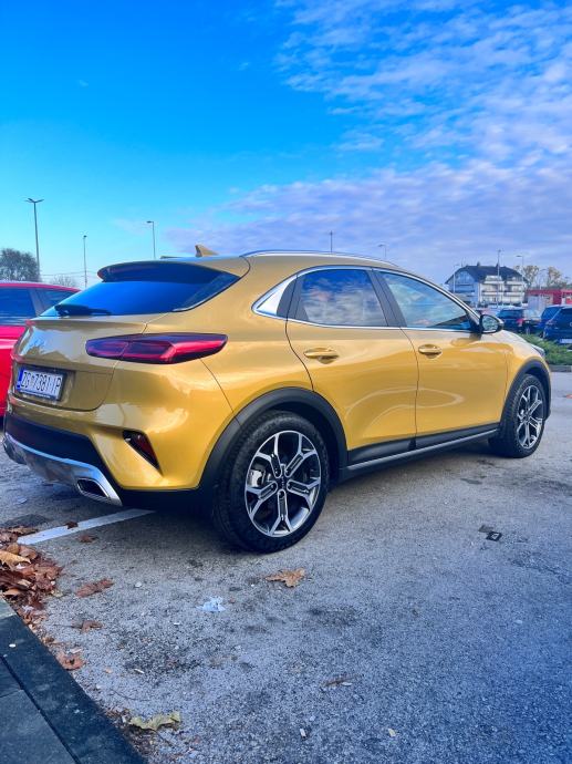 Kia XCeed 1.0 T-GDI, 2022 god.
