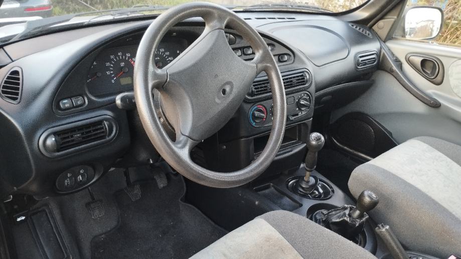 Lada Niva 1700 CHEVROLET 4X4 SAMO 17TKM, 2004 god.