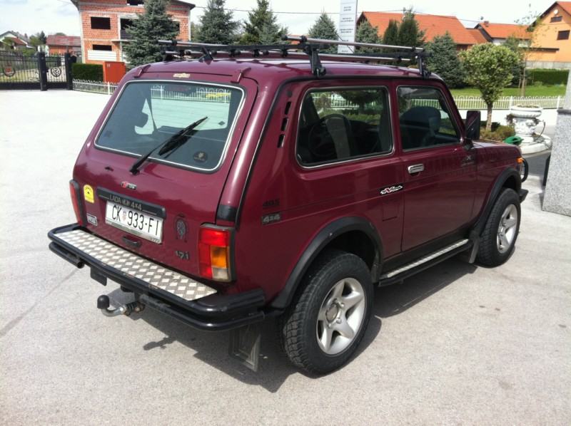 Lada Niva 1700, 2002 god.