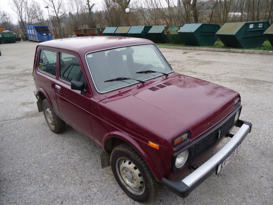 Lada Niva 1700, 2003 godina,prvi vlasnik, 2003 god.