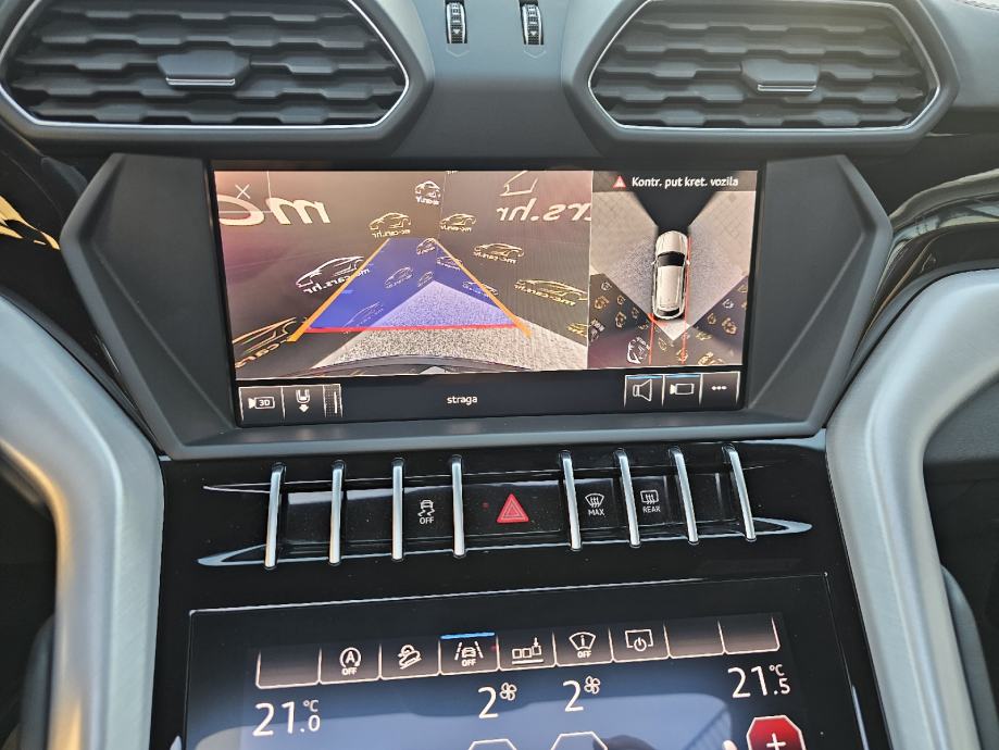 Lamborghini Urus 4,0 V8*ALU 22*HEAD-UP*PANO*KAMERA 360*VIRTUAL*GARANC ...