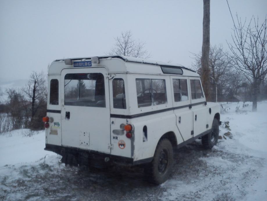 Land Rover Defender 109, 1982 god.