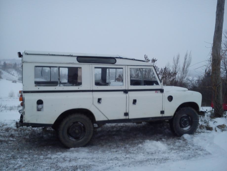 Land Rover Defender 109, 1982 god.