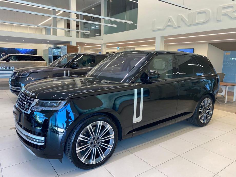LAND ROVER RANGE ROVER AUTOBIOGRAPHY ISPORUKA ODMAH, 2022 god.