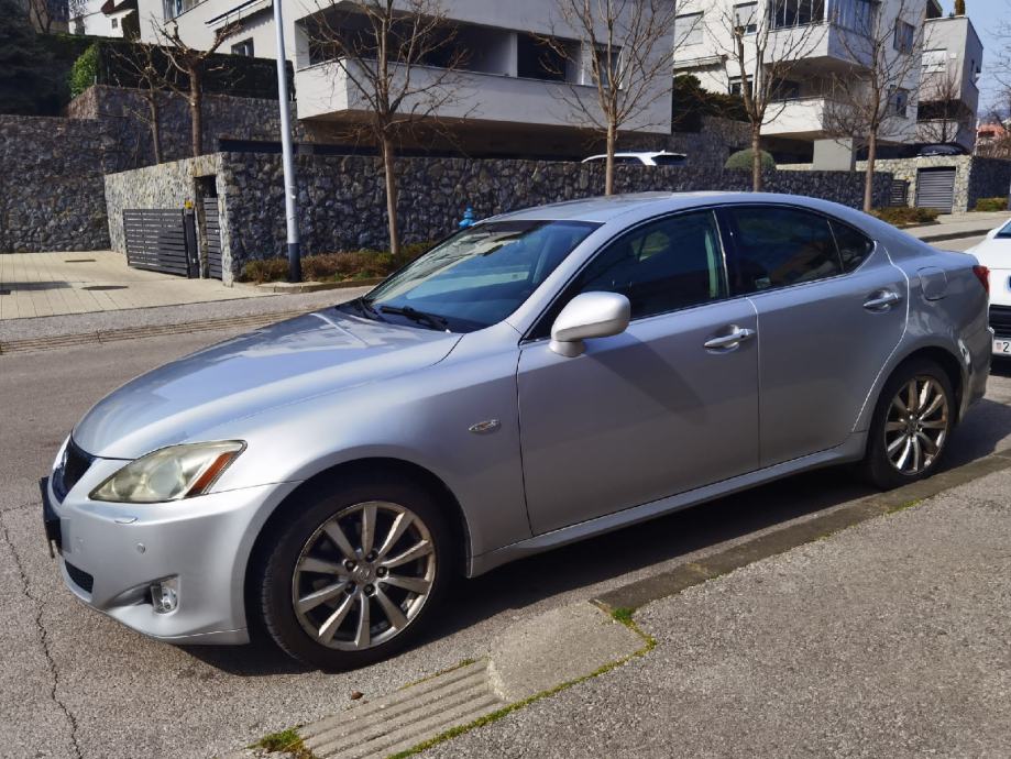 Lexus IS 220d Luxury, 2008 god.