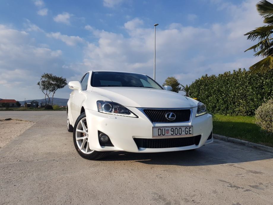 Lexus IS 220d, 2010 god.