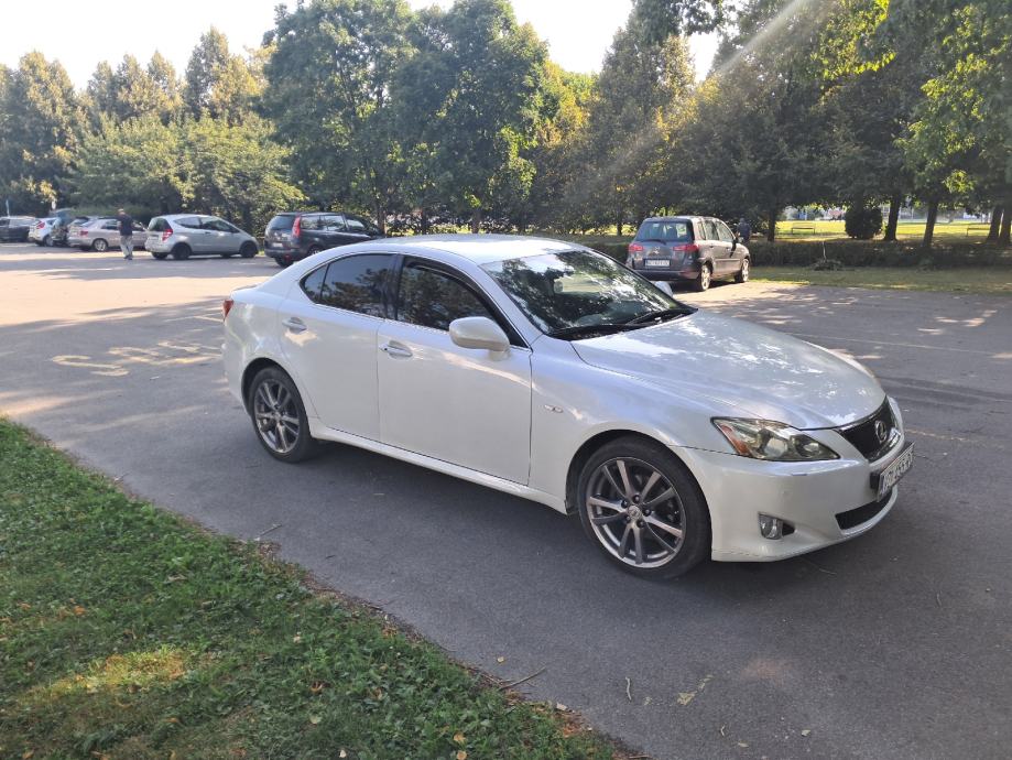Lexus IS 220d Sport, 2008 god.