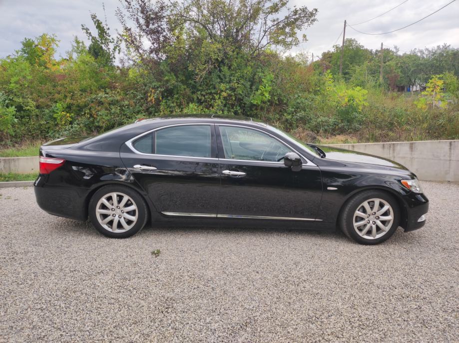 Lexus LS 460, 2008 god.