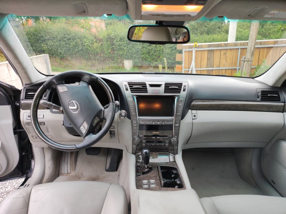 Lexus LS 460, 2008 god.