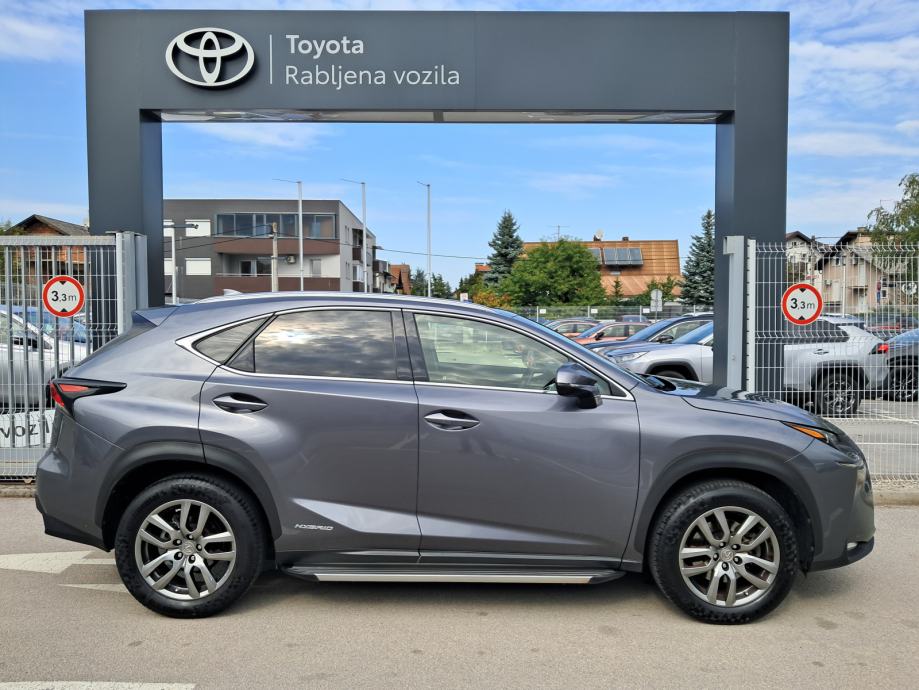 LEXUS NX 300h AWD EXECUTIVE E-CVT, 2.VL, SERVISNA*HR AUTO*, 2016 god.