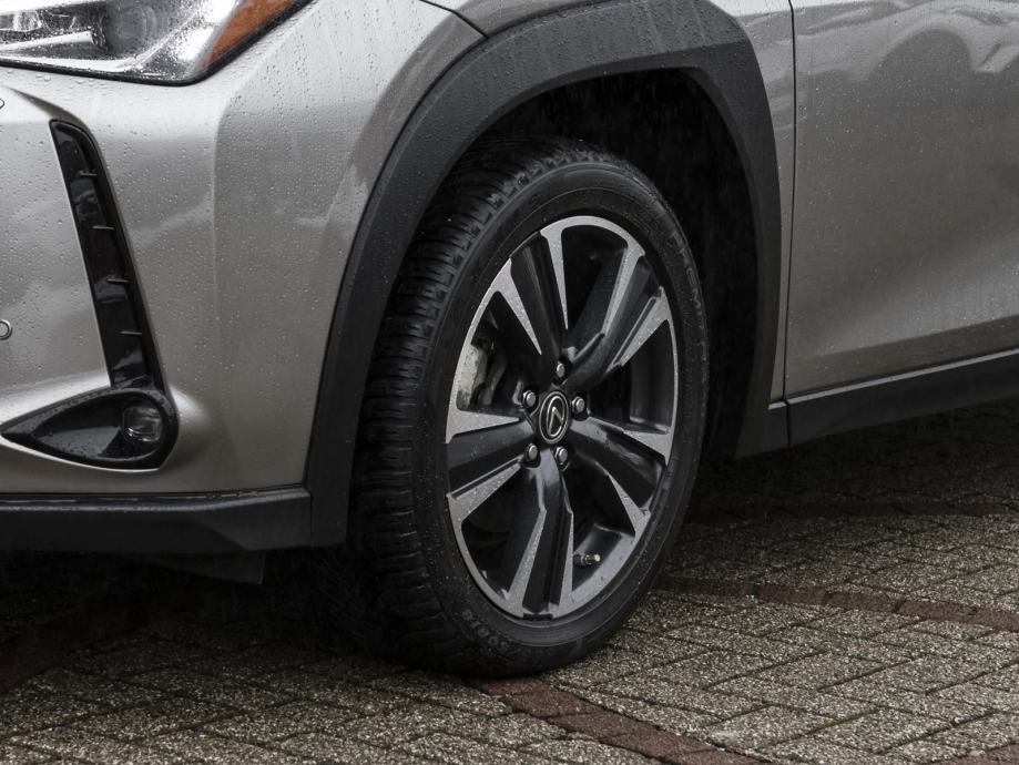 Lexus UX 250h STYLE 184 KS Hybrid e-CVT BI-LED NAVI ACC-TEMPOMAT 2021 ...