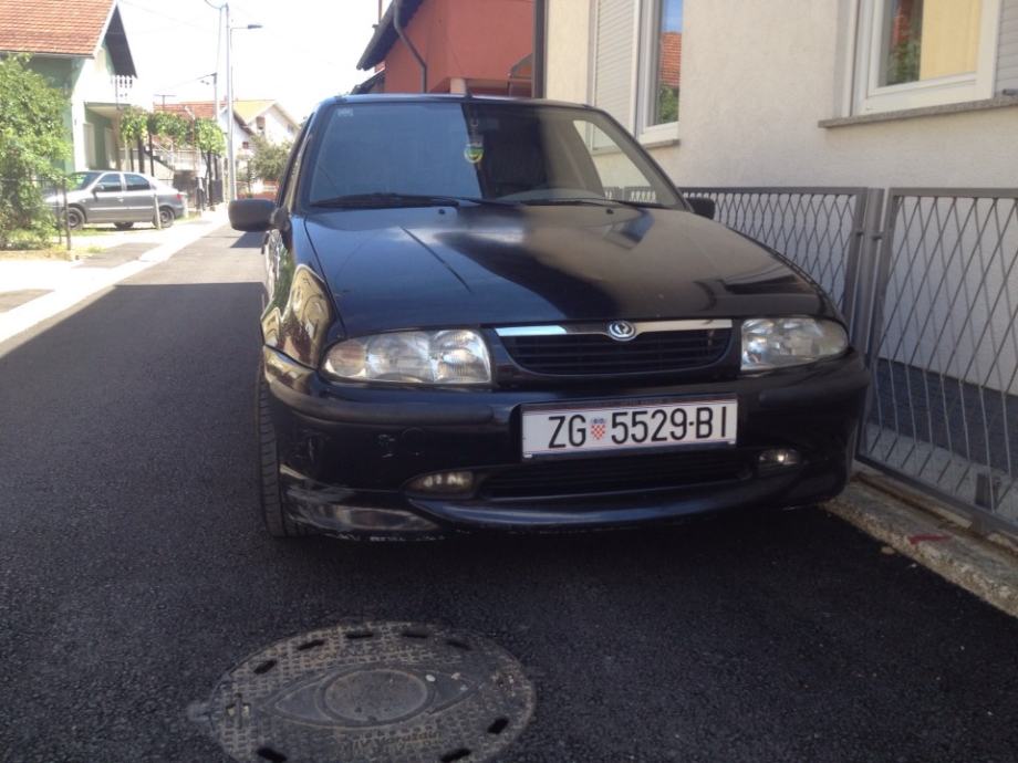 Mazda 121 (model Ford Fiesta ), 1997 god.