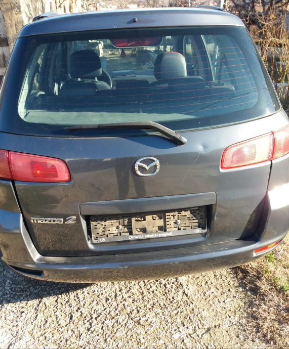 Mazda 1500 Dy, 2004 god.