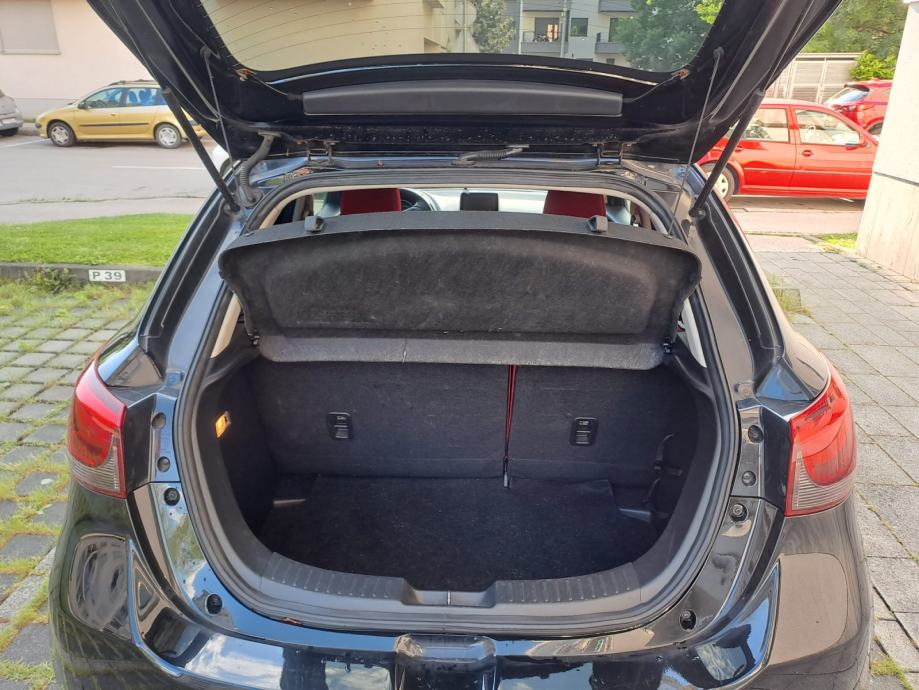 Mazda 2, 1.5 G90 Hazumi, 2016 god.