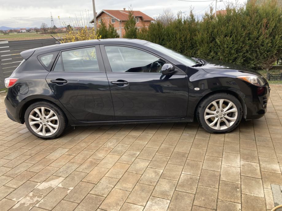 Mazda 3 2,0 i TX automatik, 2010 god.