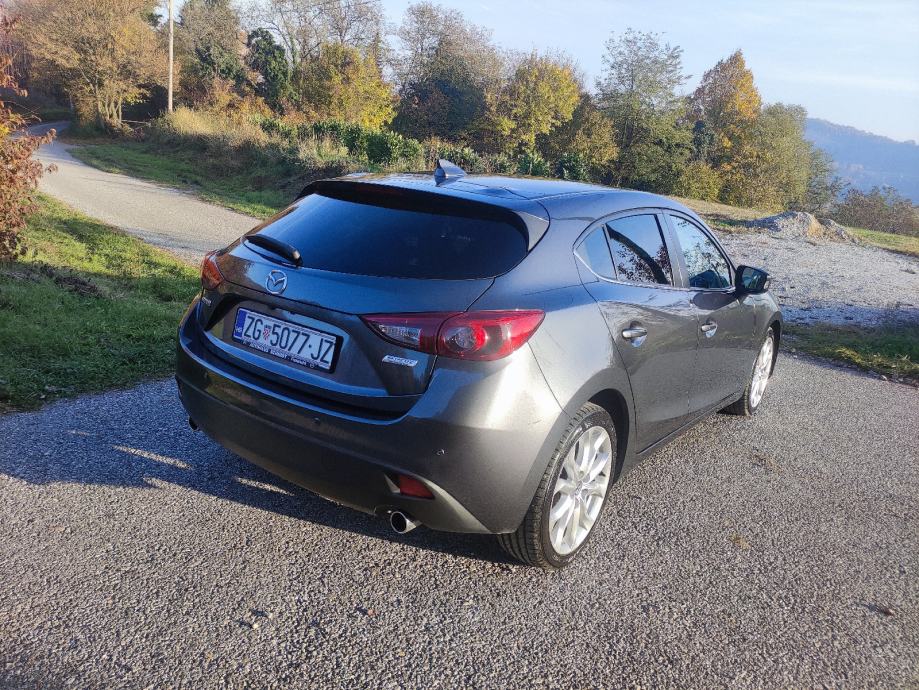Mazda 3 2.2 diesel SKYACTIV ,150 KS, 2016, SPORT paket opreme, 2016 god.