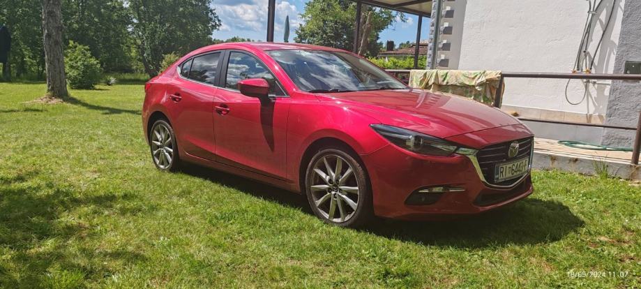 Mazda 3 automatik, 2019 god.