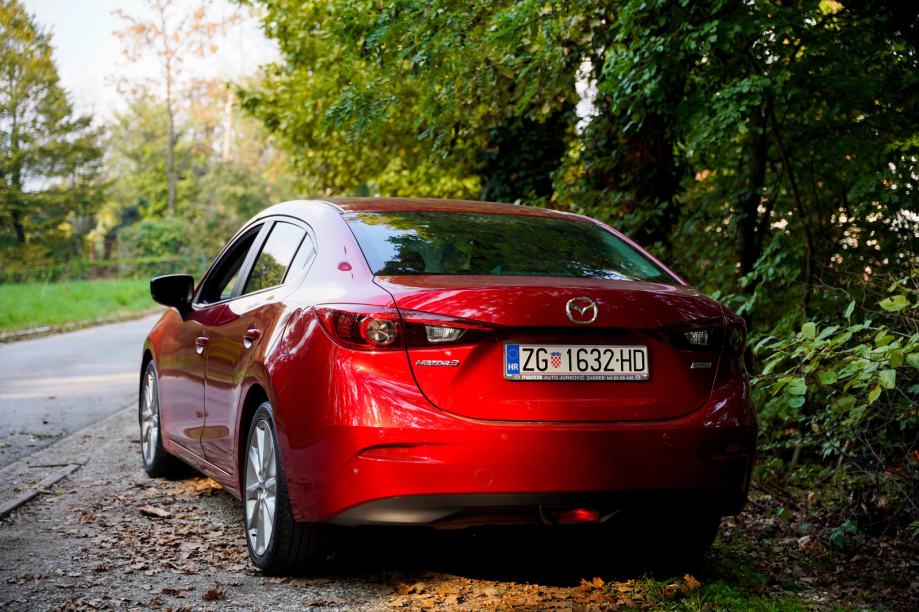 Mazda 3 G120 automatik !!!PRILIKA!!!, 2019 god.