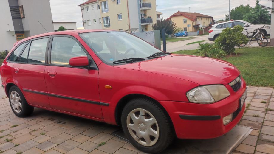 Mazda 323 Karavan Karavan, 1998 god.