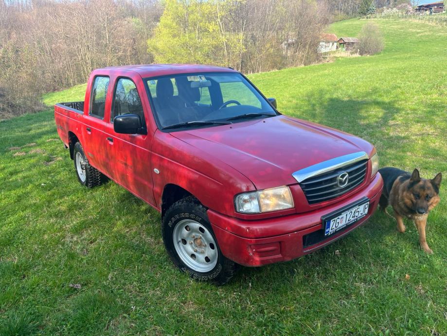Mazda B-2500 2.5 tdi reg godinu dana, 2004 god.