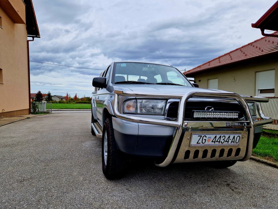 Mazda B-2500 2.5TD, 2002 god.
