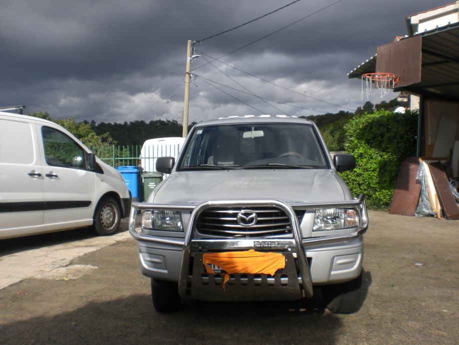 Mazda B-2500 4X4TD, 2002 god.