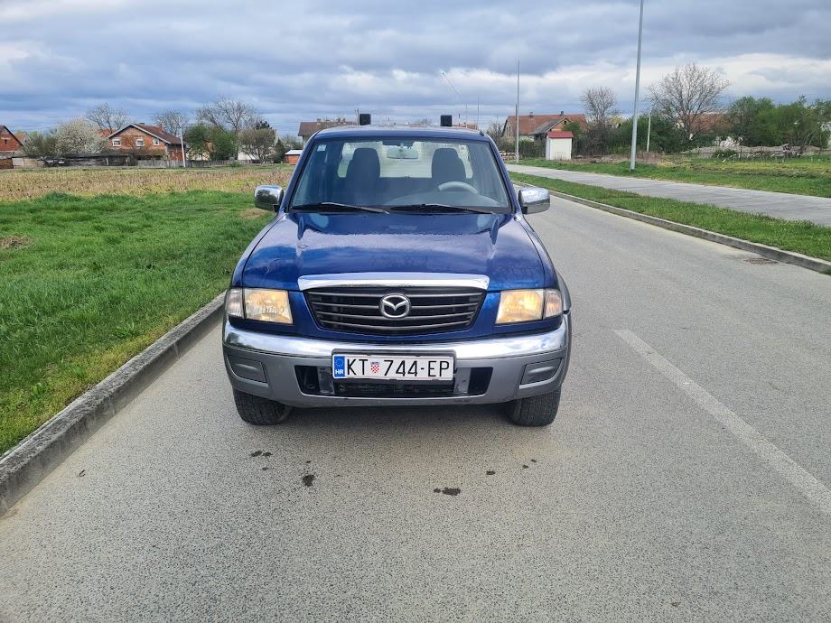 Mazda B-2500 TD 4X4, 2010 god.