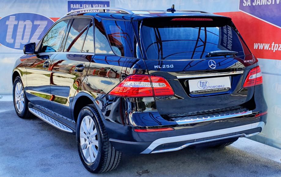 MERC★ML 250★4MATIC★BLUETEC★154TKM★REG 04/22★AUT-F1★KOŽA★NAVI★LED★27900 ...