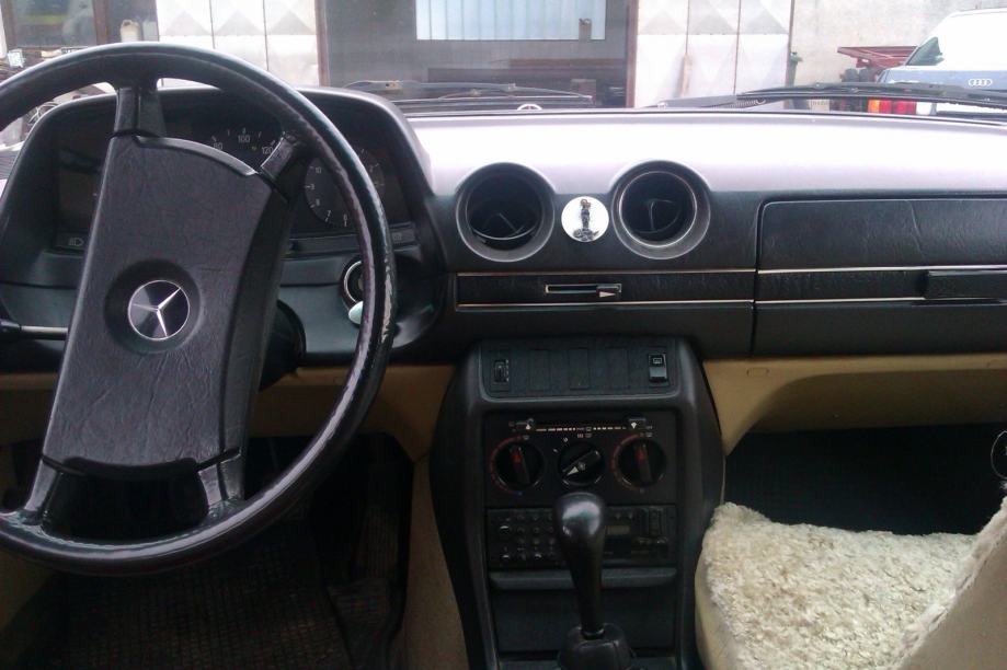 Mercedes 123 300d, 1982 god.