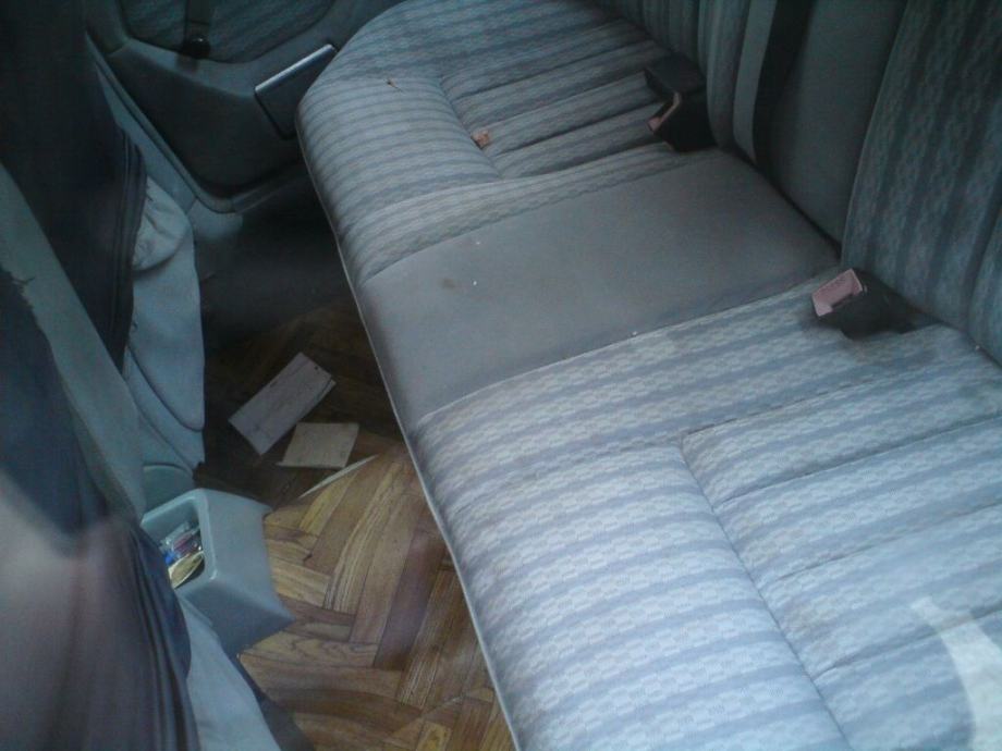 Mercedes W124 300 Benzinac za dijelove u kompletu, 1991 god.