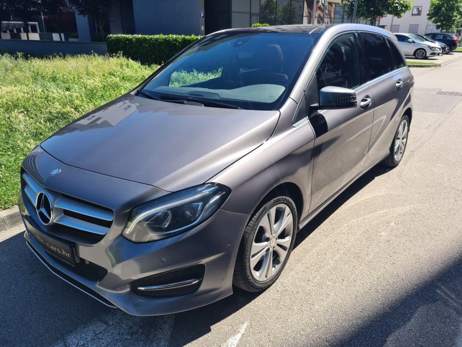 Mercedes B 220*4Matic*REGISTRIRAN*NOVE GUME*SERVIS*, 2016 god.