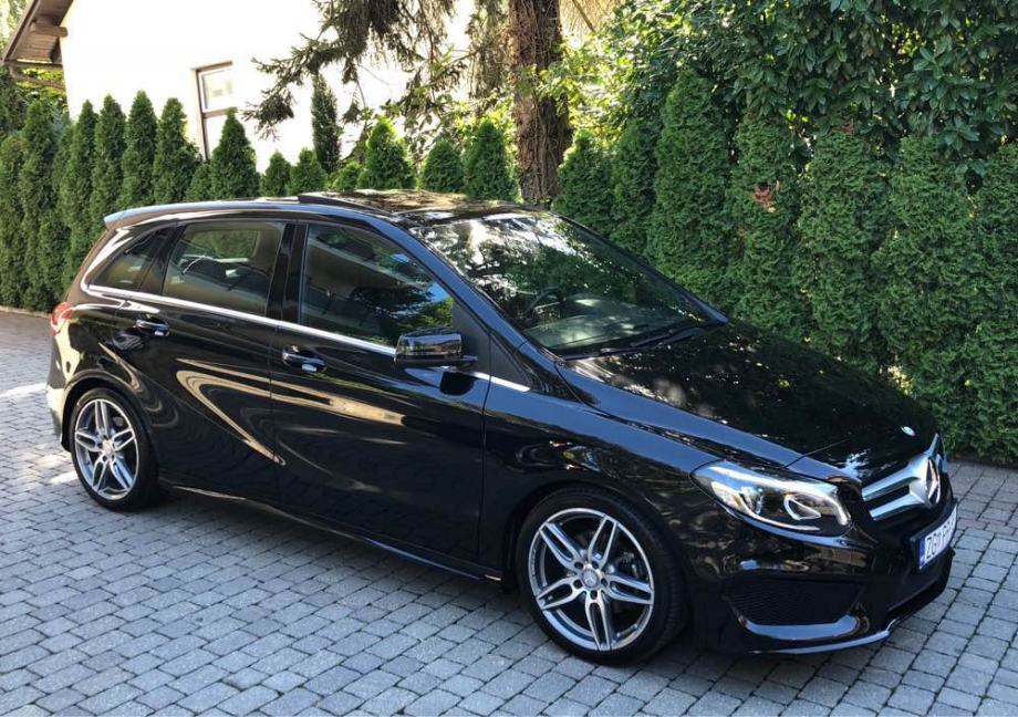 Mercedes B200d 4MATIC AMG - 29.000km, 2016 god.