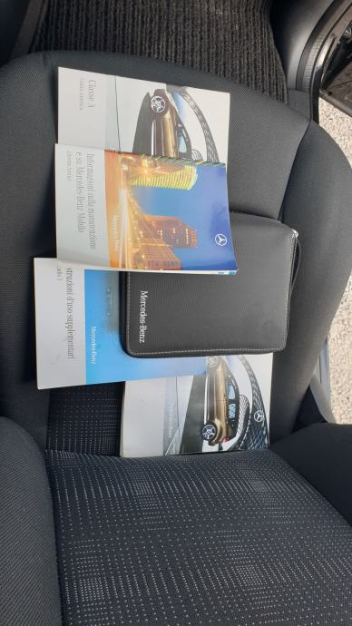 Mercedes-Benz A-160 Blue Efficiency, Model 2011. Servisna, KAO NOV ...