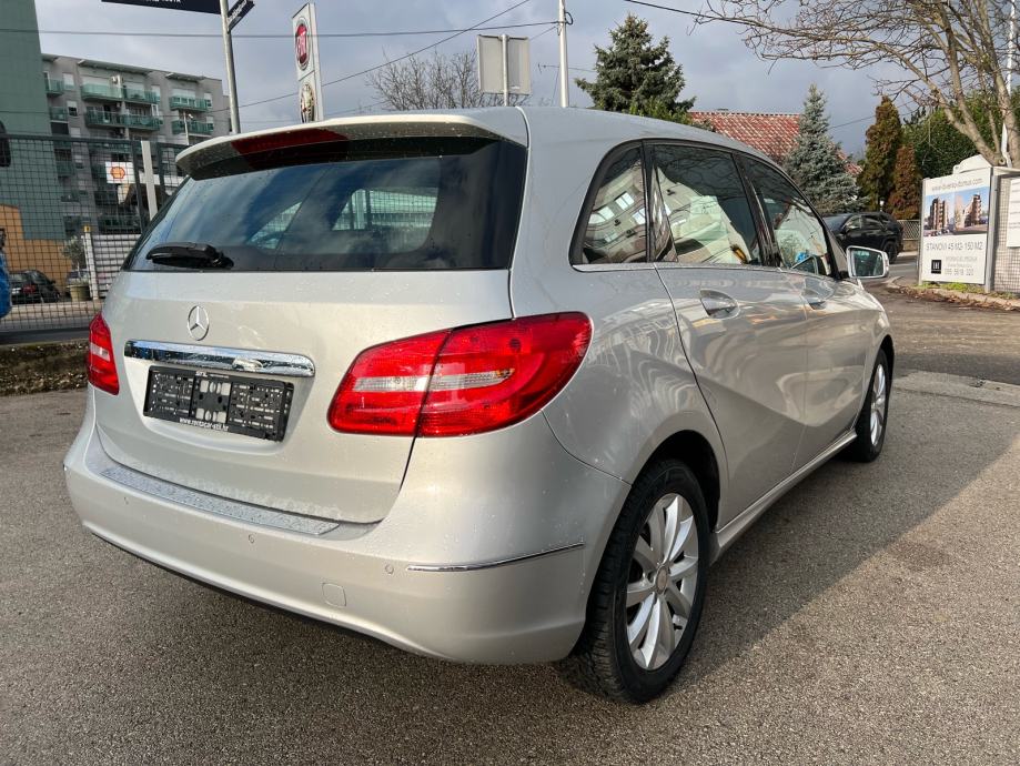Mercedes-Benz B 180 CDI **AUTOMATIK**, 2014 god.