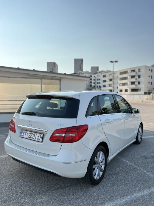 Mercedes-Benz B 180 CDI, 2012 god.