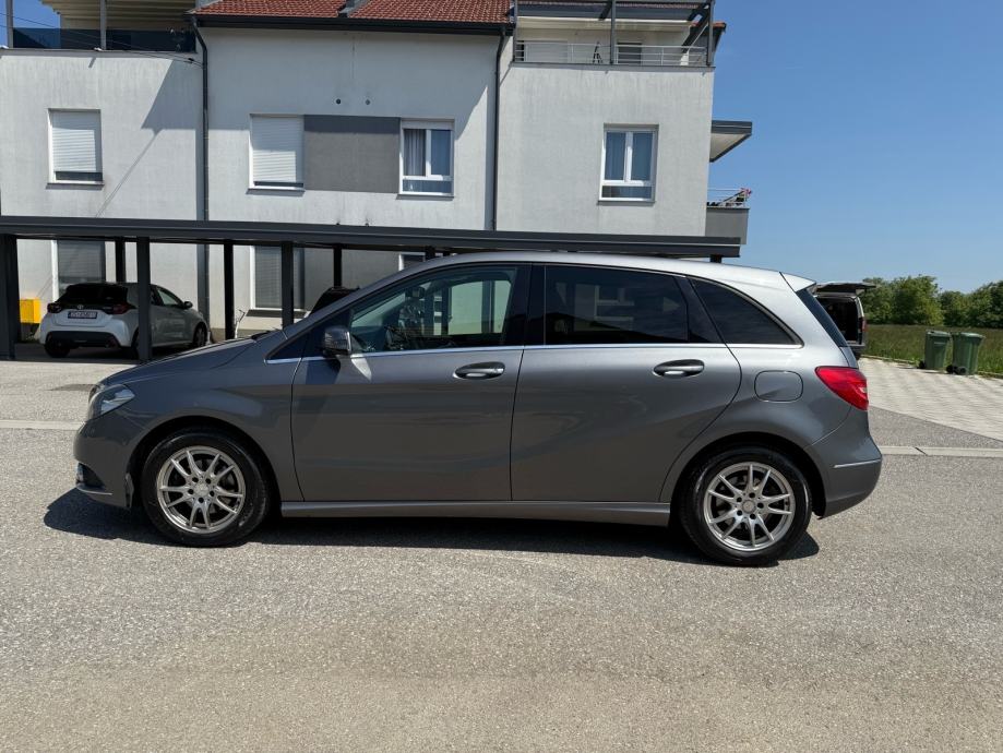 MERCEDES-BENZ B-CLASS 180 CDI Sports Tourer, 2013. g., 2013 god.