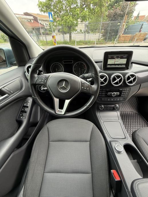 Mercedes-Benz B-klasa 180 CDI, 2014 god.