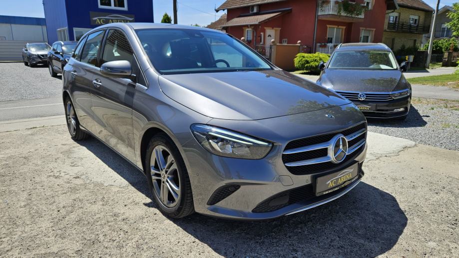⭐️Mercedes-Benz B-klasa 180b AUTOMATIK, WIDESCREEN, KAMERA, PRVI VL ...
