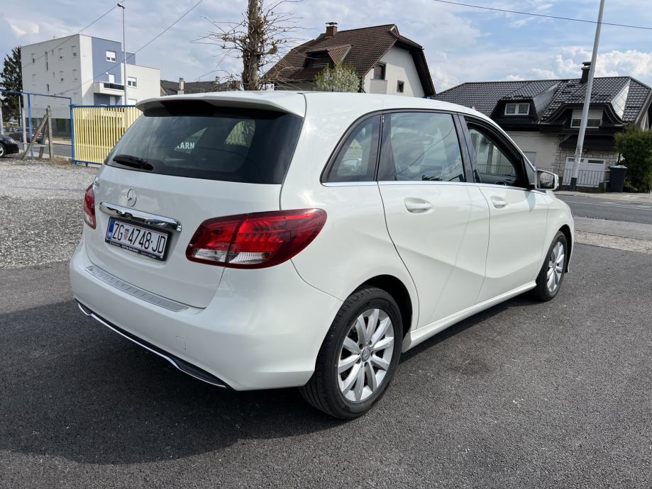 Mercedes-Benz B-klasa B 180 automatik, 2017 god.