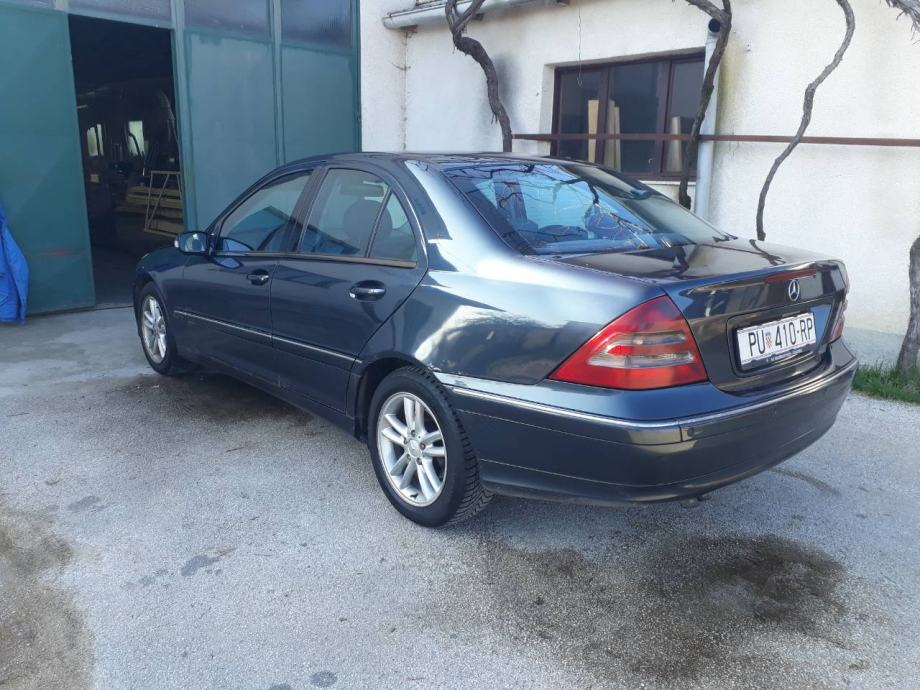 Mercedes-Benz C 270 CDI, 2002 god.
