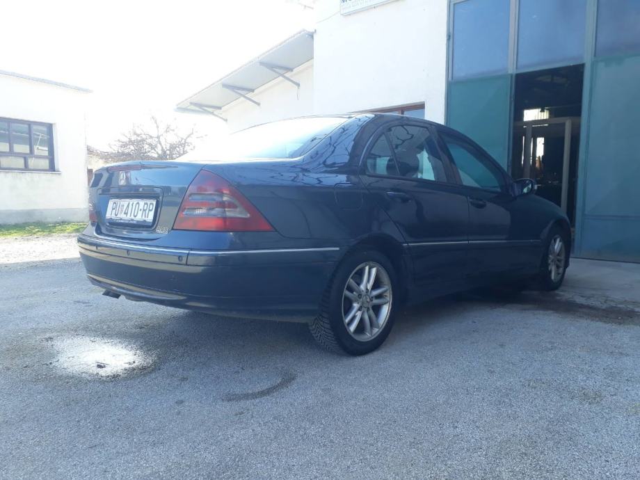 Mercedes-Benz C 270 CDI, 2002 god.