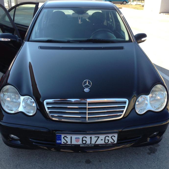 Mercedes-Benz C-klasa 200 Classic, 2005 god.