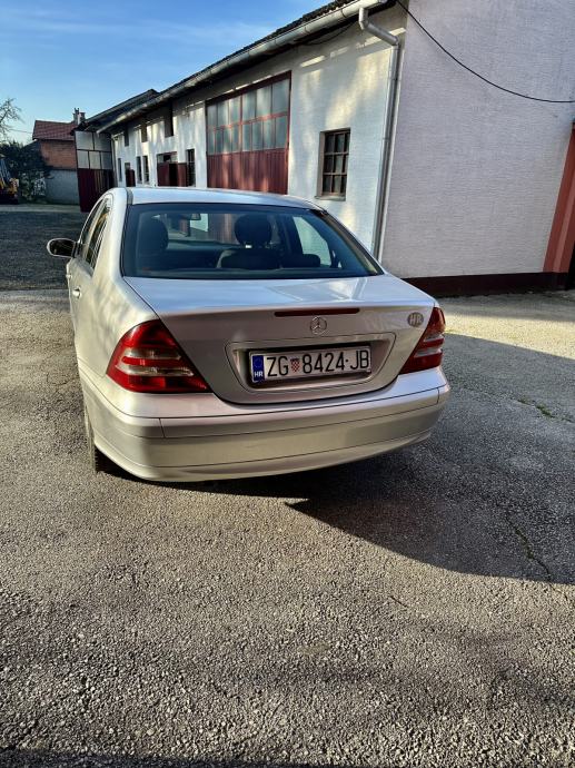 Mercedes-Benz C-klasa 200 Classic, 2005 god.